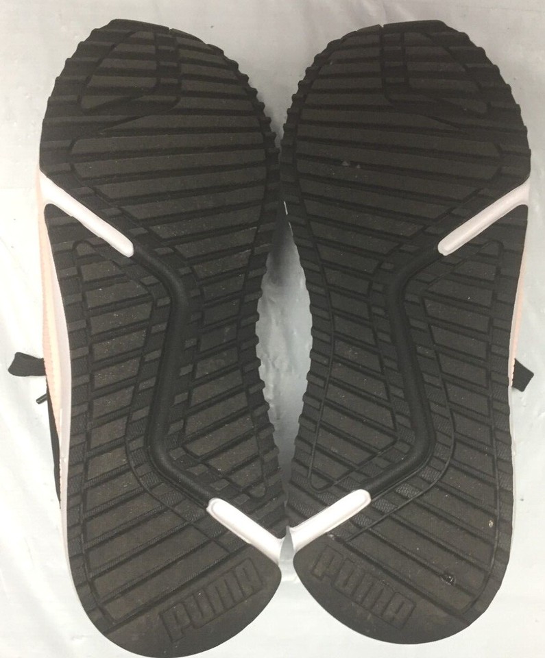 PUMA Women's PC Runner Sneaker Softfoam Plus Inner Sole BLACK/PINK ...