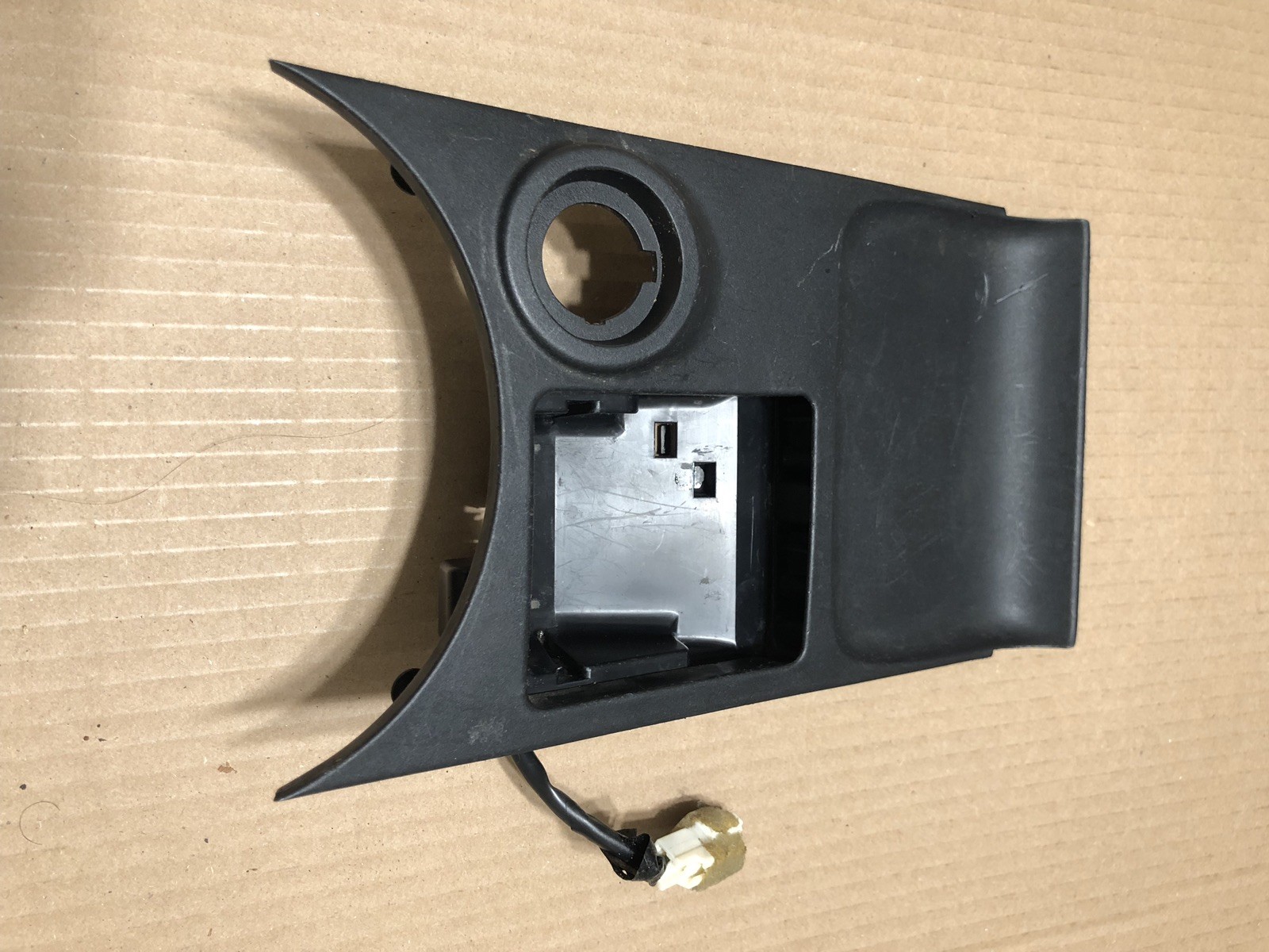 2001-2005 LEXUS IS300 IS 300 CENTER CONSOLE SHIFTER TRIM BEZEL COVER ...