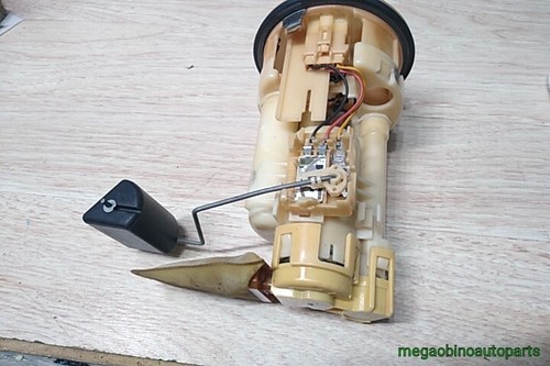 2004 - 2006 Toyota camry fuel pump assembly with sending unit oem d45 ...
