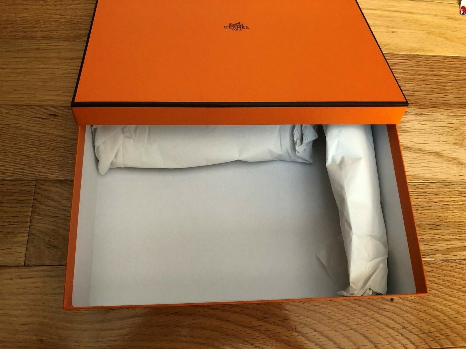 Hermes EMPTY BOX 11”× 8.75” x 2.75” & 2 bags | eBay