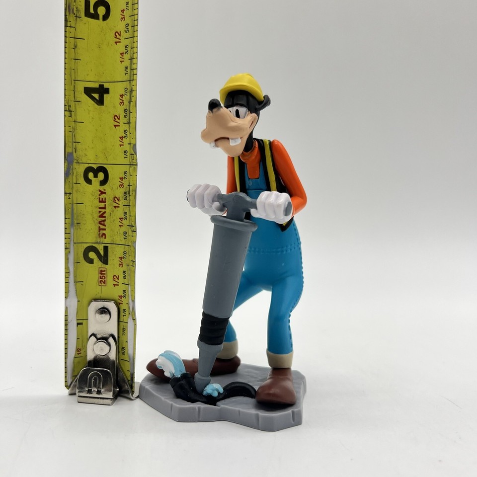 Mickey Mouse and Friends Goofy as Street Repair Worker 3” PVC Figure ...