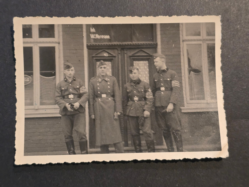 WWII German RAD Soldiers Photo – Wearing Deutsche Wehrmacht Armbands ...