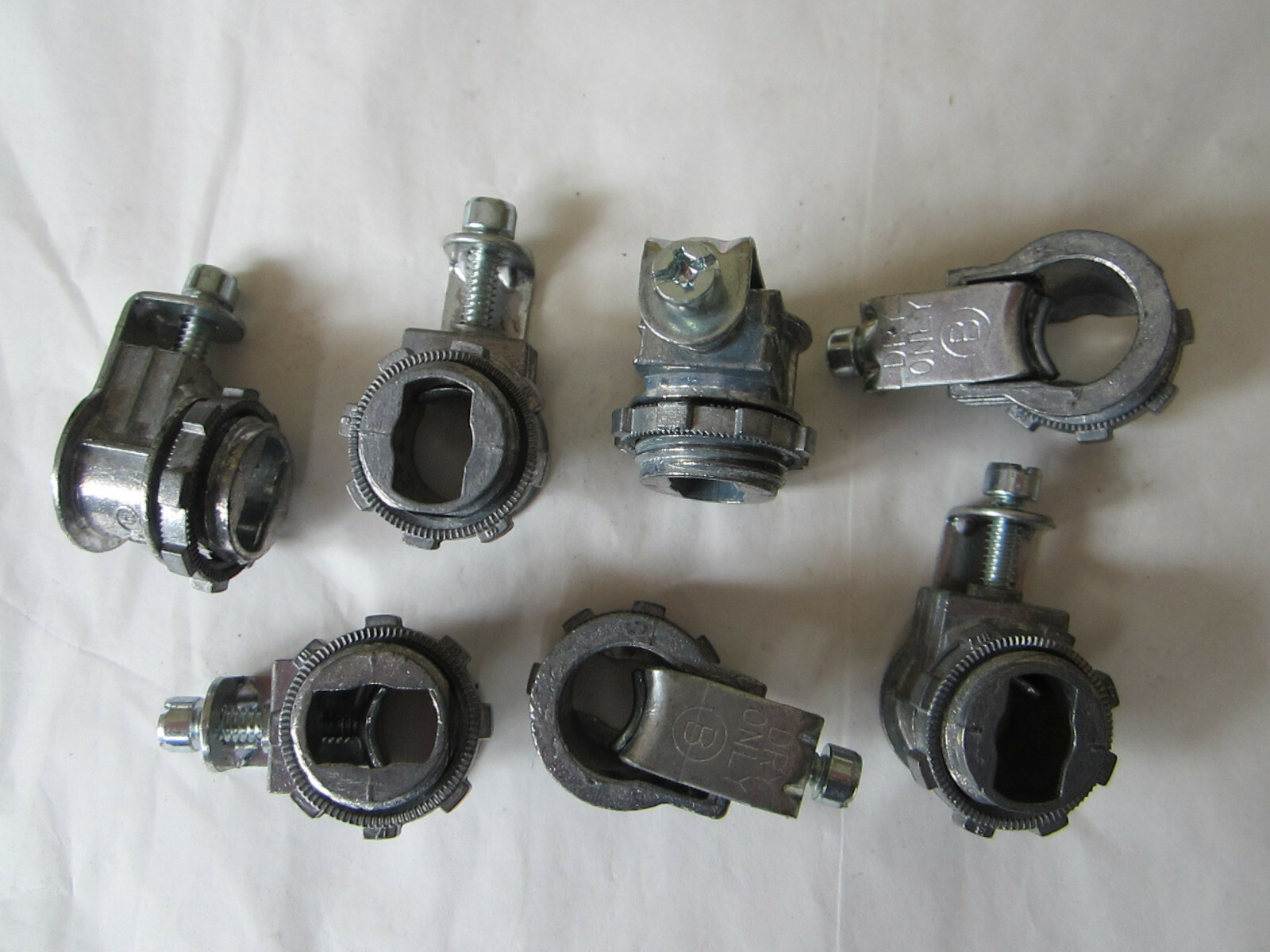 BRIDGEPORT 560-DC2 SET SCREW CONNECTORS LOT OF 47 | eBay