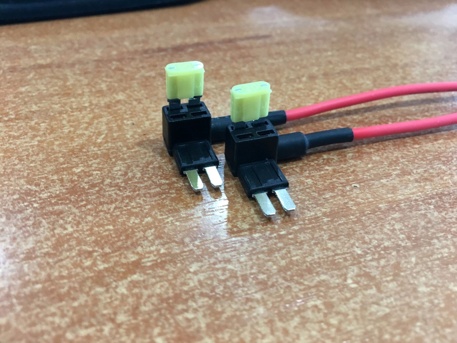 2 x Add A Circuit Fuse Tap Micro2 20AMP Blade Fuse Holders ATR APT 2 x ...