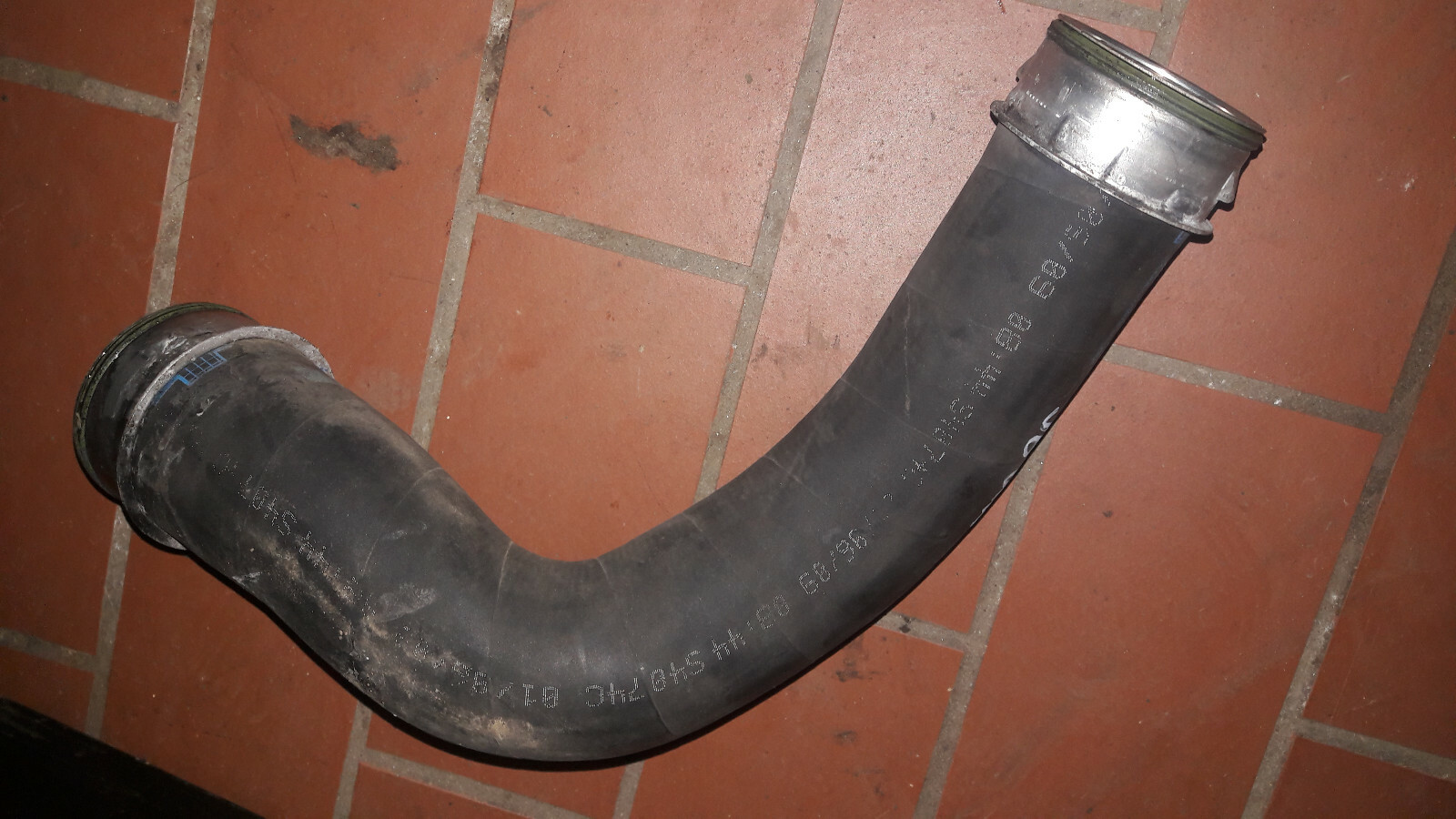 Lager4R7)) VW T5 2,5 TDi "09 Ladeluftschlauch 7H0145709D | eBay.de