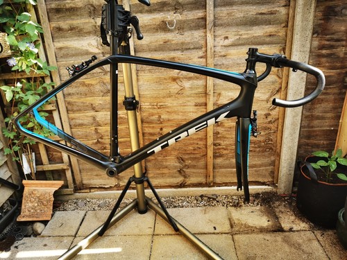 Trek Domane SL 7 Carbon Frameset 56cm Large Rim Brakes Di2 VGC | eBay UK