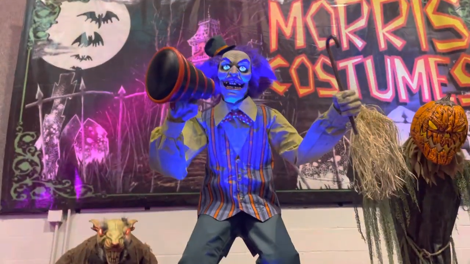 Carnival Barker 6 Ft Lifesize Animated Prop Halloween Clown Animatronic ...