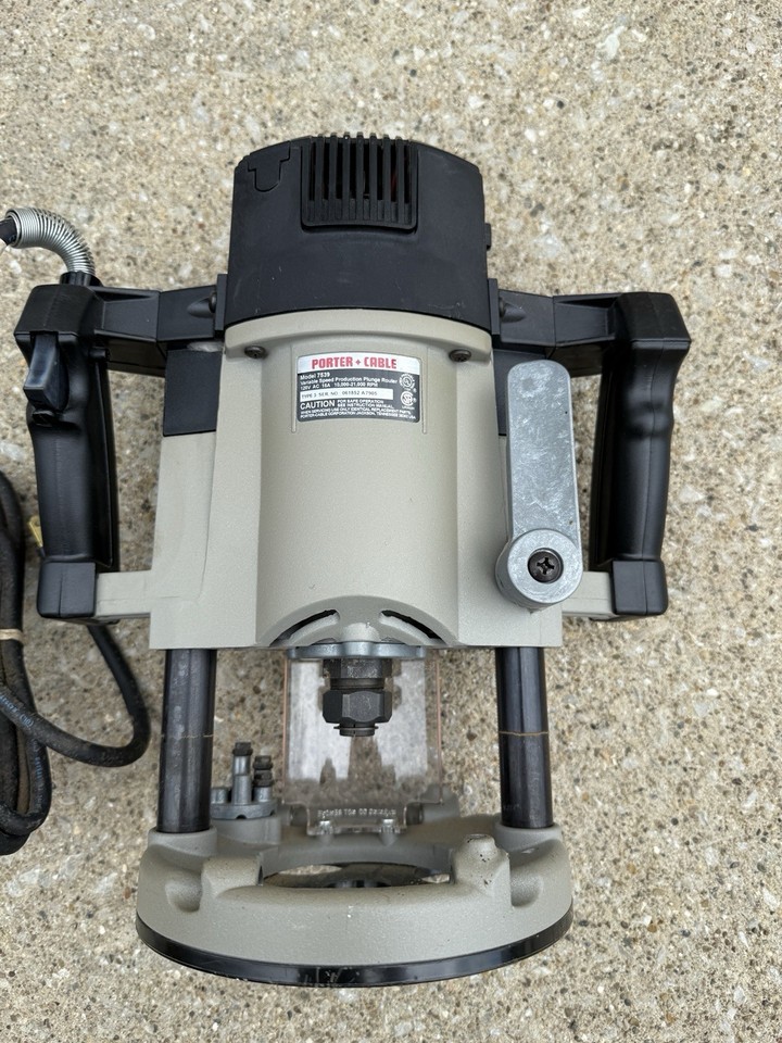 Porter Cable Speedmatic 7539 3-1/4HP Variable Speed Production Plunge ...