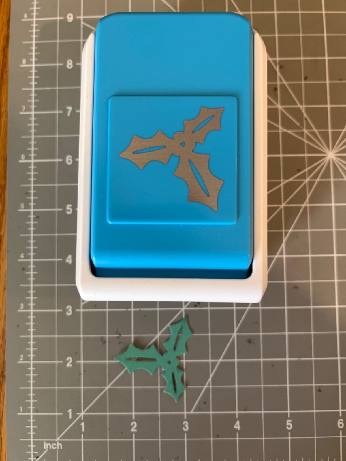 NIB Creative Memories Holly Punch | eBay