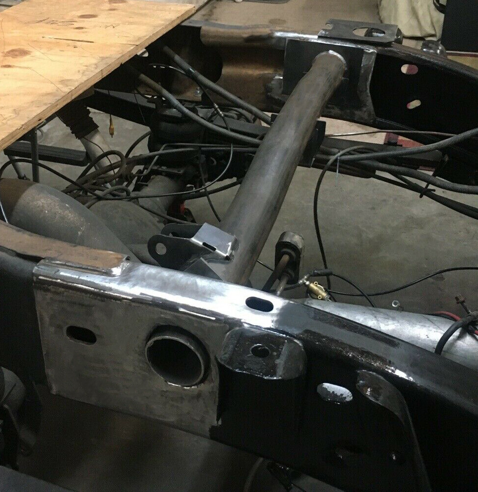 1999-2006 Chevy Silverado/GMC Rear Tank Support and Rear Shock Mount ...