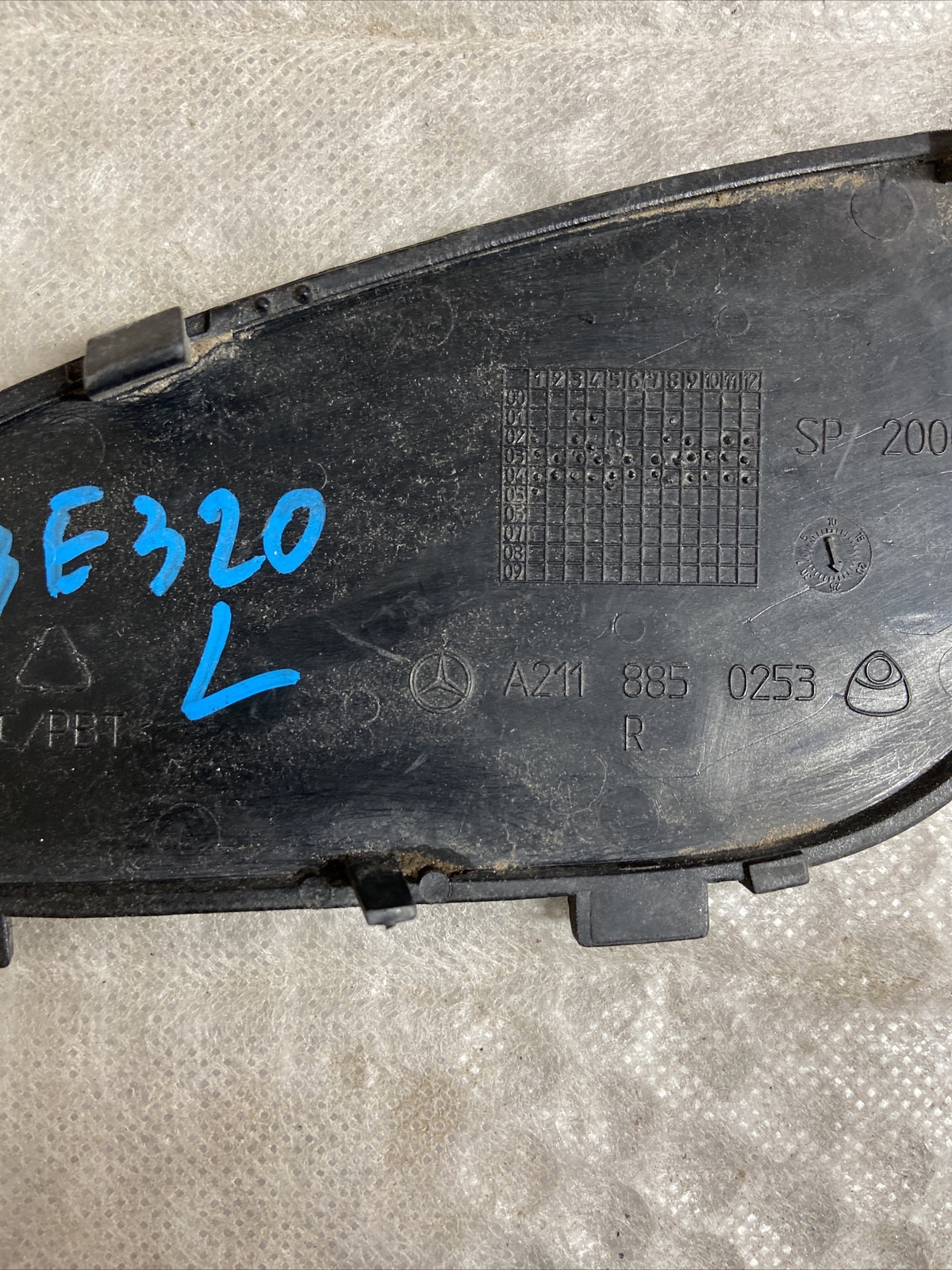 03 Mercedes Benz E320 Front Left Bumper Grill Cover OEM 2118850253 | eBay