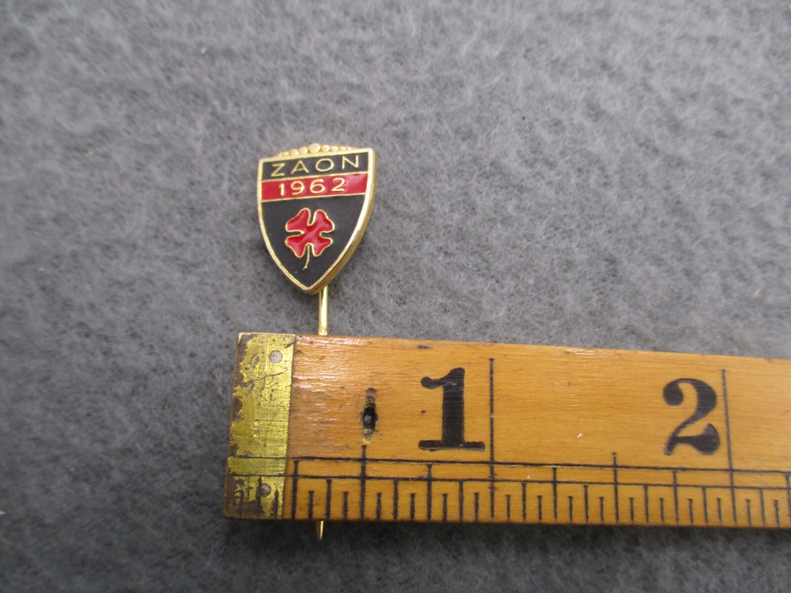 Zaon 1962 Pin Clover Sports Club Handball Volleyball | eBay