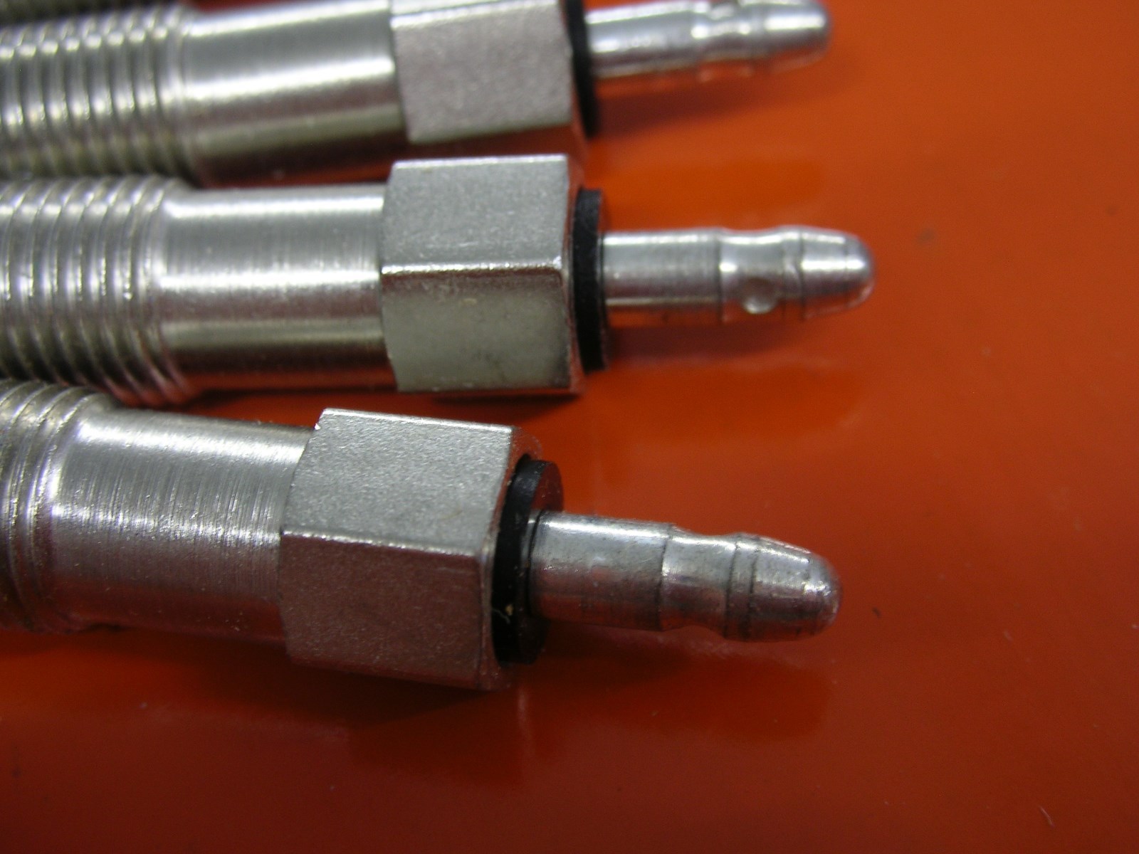 Military HMMWV 6.5 L 6.2 L Diesel Glow Plugs M998 M1035 Glowplugs M1037 ...