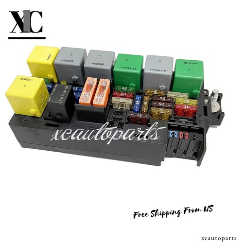 Front Relay Fuse Box Assembly OEM For 2005-2008 Mercedes ML350 ML500 ...