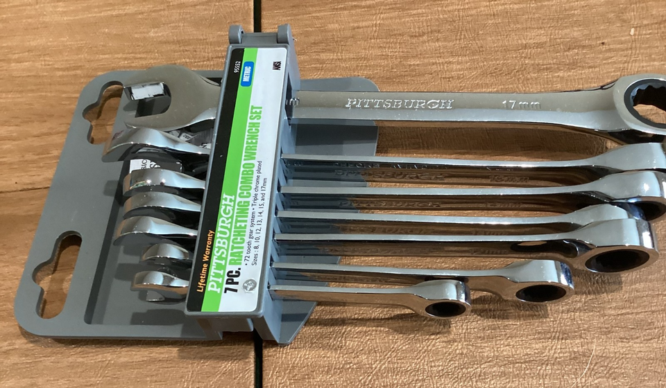 Pittsburgh Professional 7 Piece SAE Ratcheting Combo Wrench Set | 96654 ...