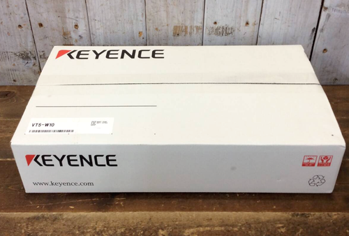 KEYENCE VT5-W10 TFT Color Touch Panel Display VT5W10 New In Box From ...