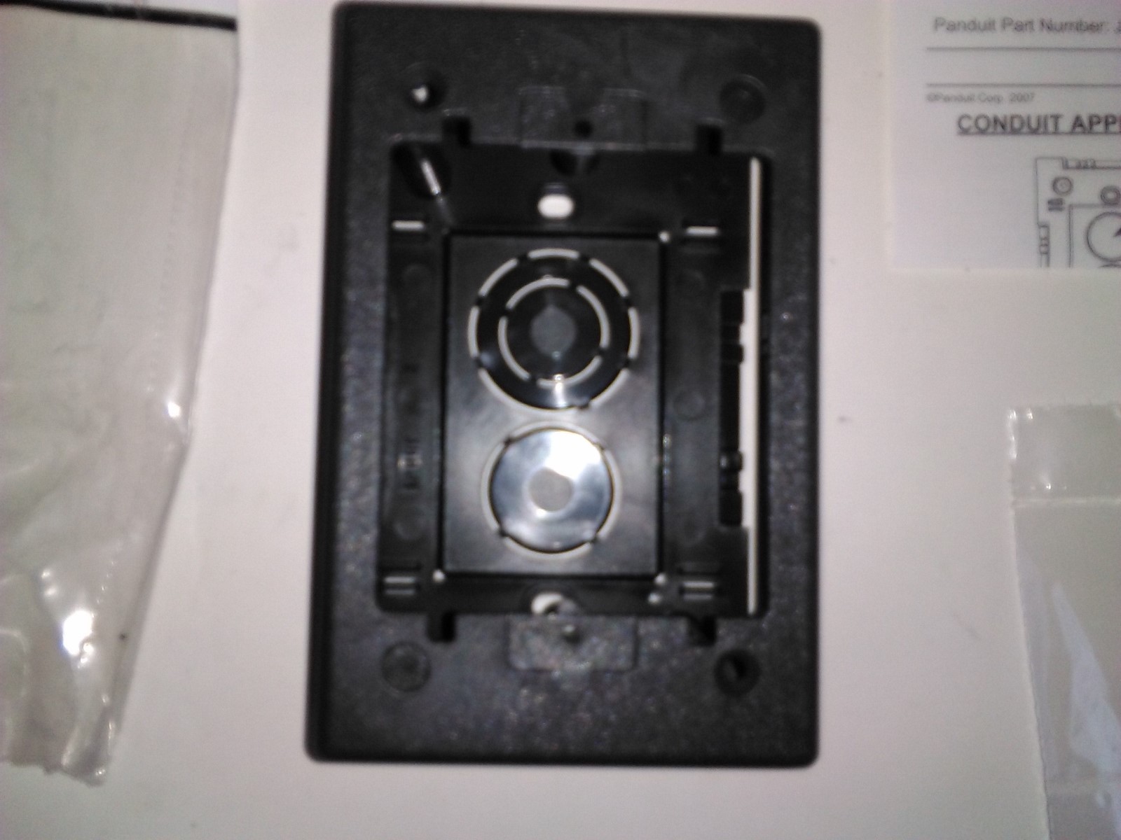 PANDUIT POWER JUNCTION BOX JBP1BL SINGLE GANG FOR SINGLE CHANNEL ...