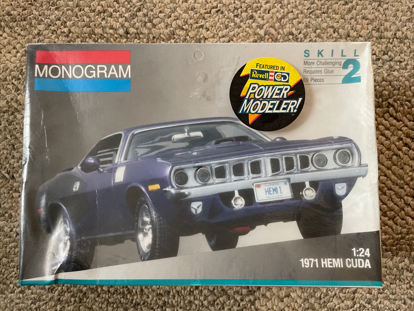 MONOGRAM- 1971 PLYMOUTH HEMI 'CUDA - MODEL KIT (CONTENTS SEALED ...