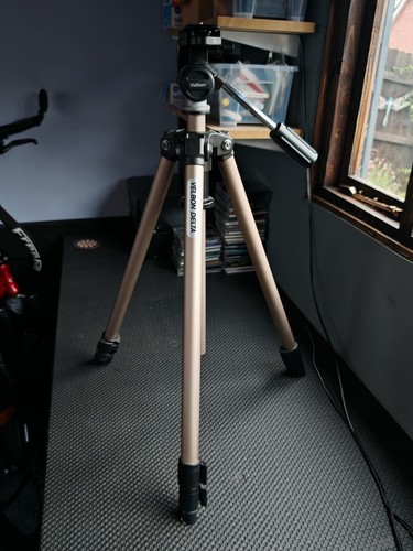 Velbon Delta In Focus Tripod PH-157Q Head And Quick Release Plate ...