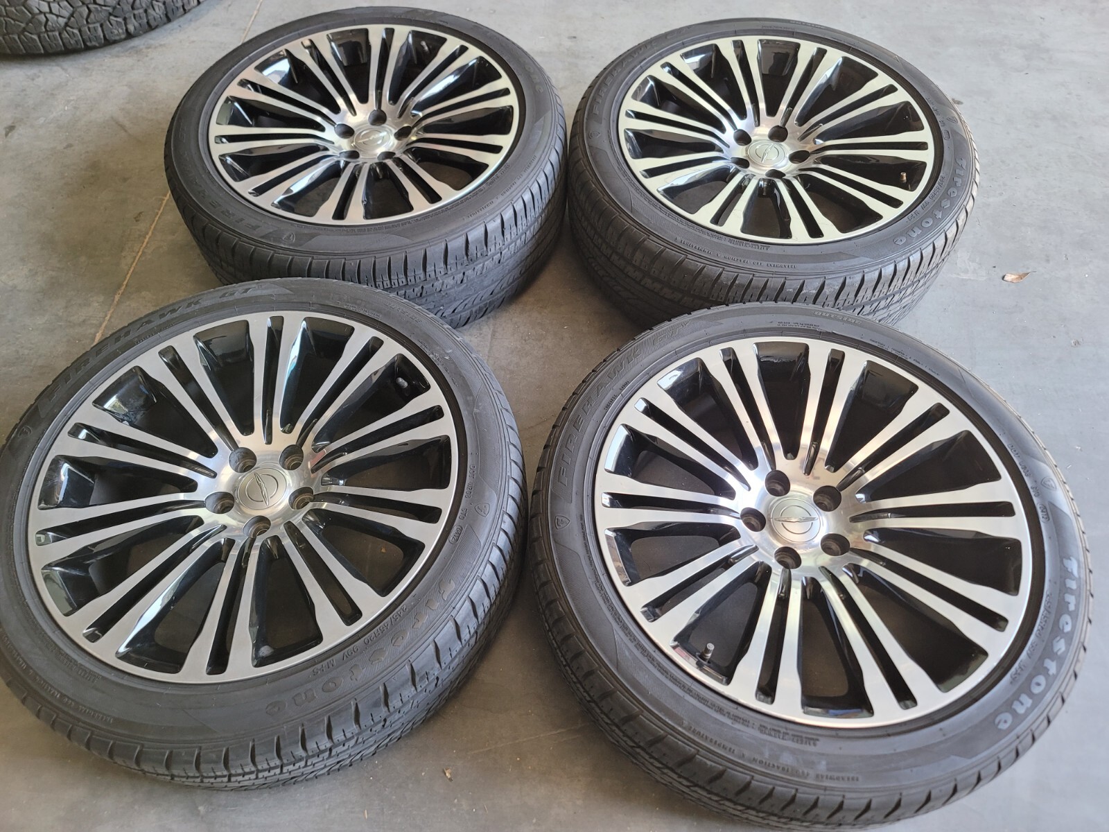 Chrysler 300 With 20 Inch Rims