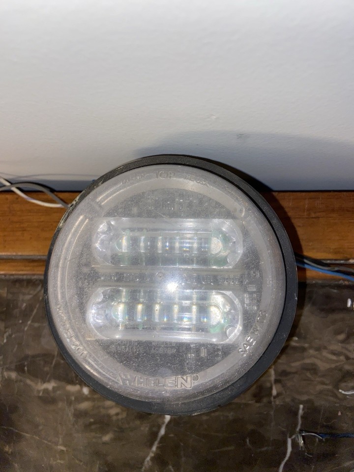 Pair of whelen smart-Led PAR-32 LINZ6 super-Led fog lights | eBay