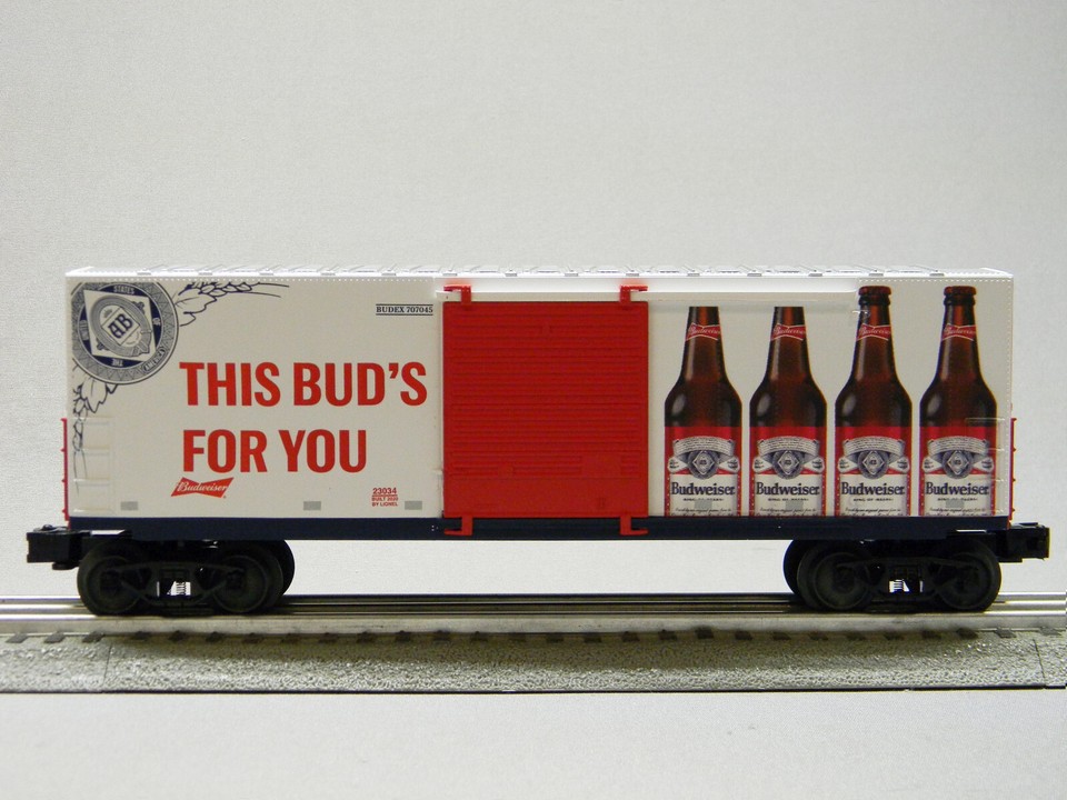LIONEL BUDWEISER DELIVERY LIONCHIEF ET44 FREIGHT TRAIN SET O GAUGE ...