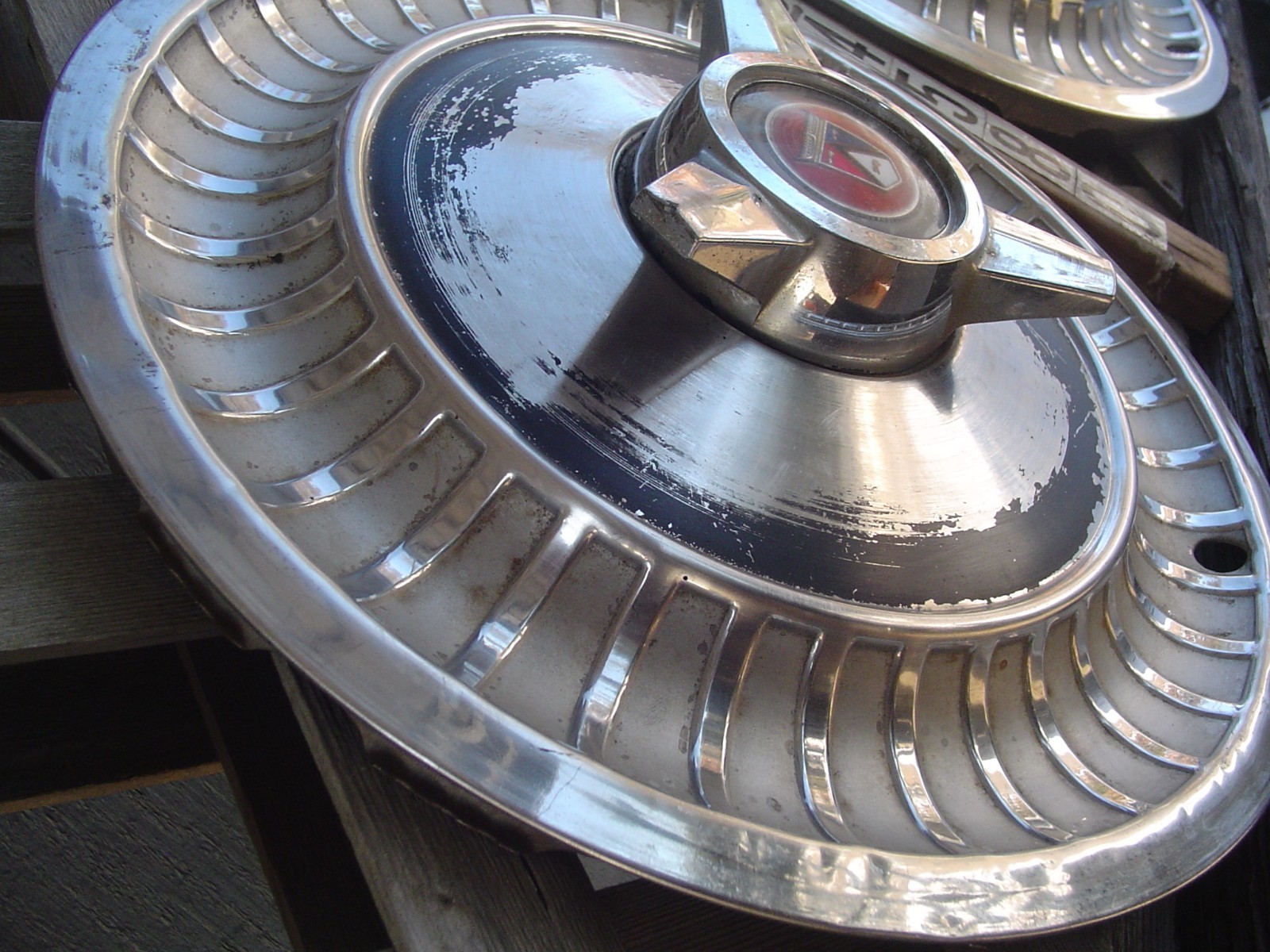 TWO 1963 63 FORD FAIRLANE 13 IN SPINNER HUBCAPS WHEEL COVERS CENTER ...