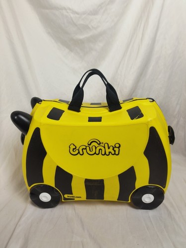 Melissa Doug Trunki Ladybug Kids Ride-On Suitcase Carry-On Luggage Lock ...