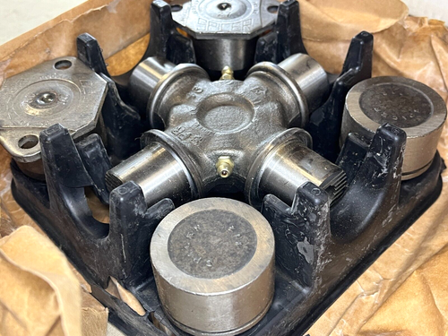 Genuine Dana Spicer U-joint Kit Universal 5-674x Fits 1610 Series Half ...