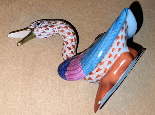 Herend Hungary Porcelain Fishnet Figure Sculpture Honking Goose 5051 ...