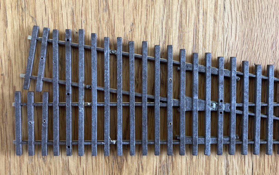 HO Scale Micro Engineering Code 70 #6 Left Hand Turnout | eBay