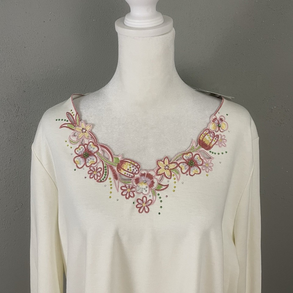 NEW Quacker Factory Women's Knit Top Size XL Embroidery Embellished ...