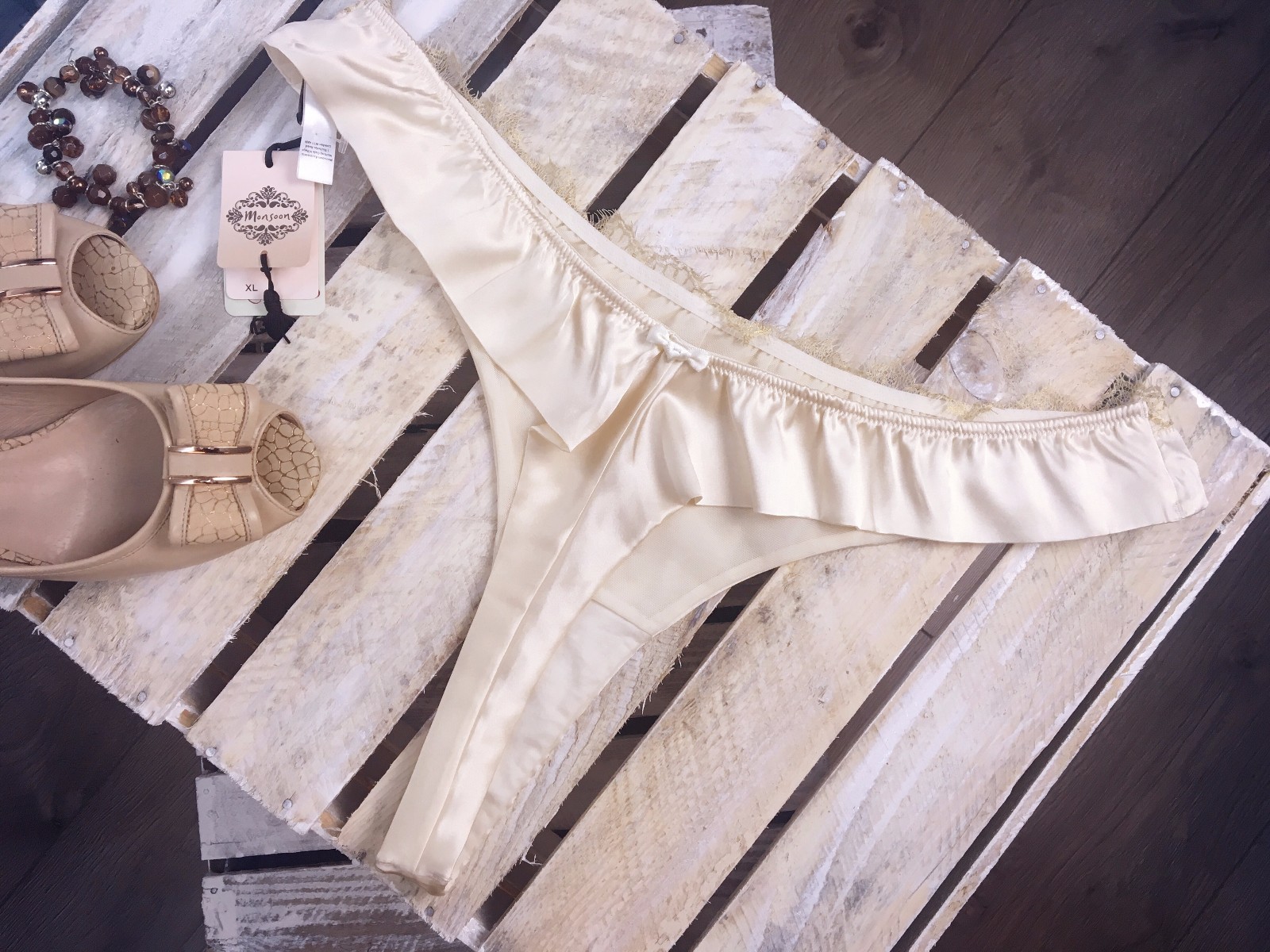 MONSOON Bravissimo MAYA Ivory Underwired Bra/Suspender Belt/Thong ...