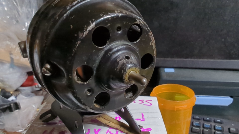 WORKING 56-G MOTOR A.C. GILBERT ERECTOR with ORIGINAL cord AND PLUG CW ...
