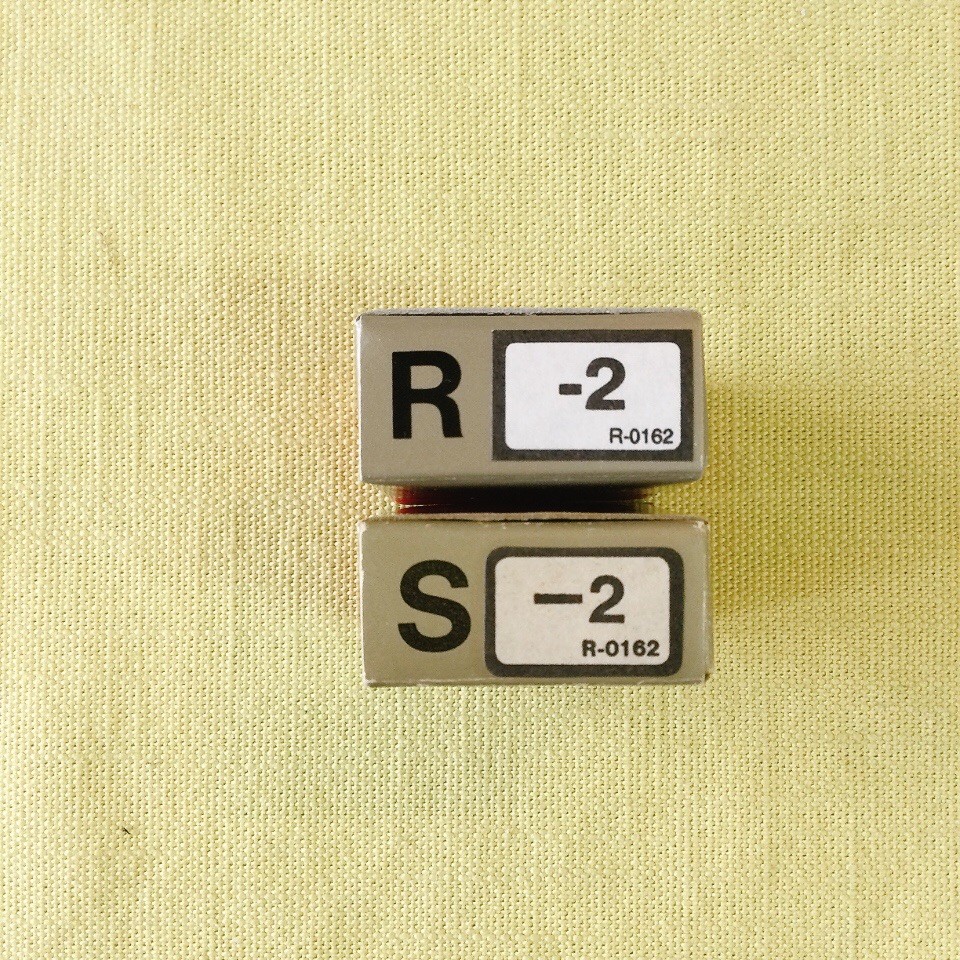 【PrivateOrder】Canon -2.0 Dioptric Adjustment Lens R for F1 ＆S for AE-1 ...