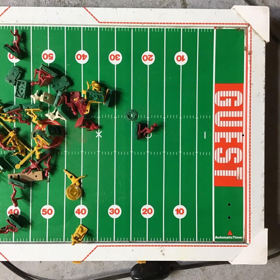 Vintage Tudor Electric Football Game, Original Box, WORKS read ...