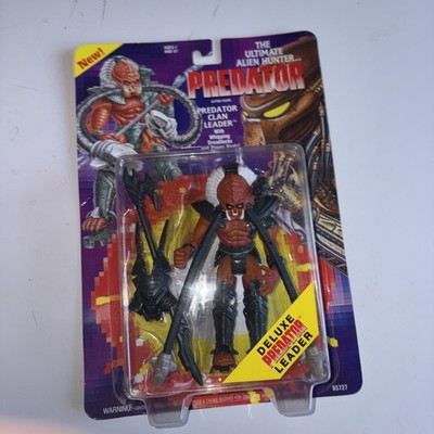 Vintage 1994 Kenner PREDATOR CLAN LEADER DELUXE Figure card has crease ...