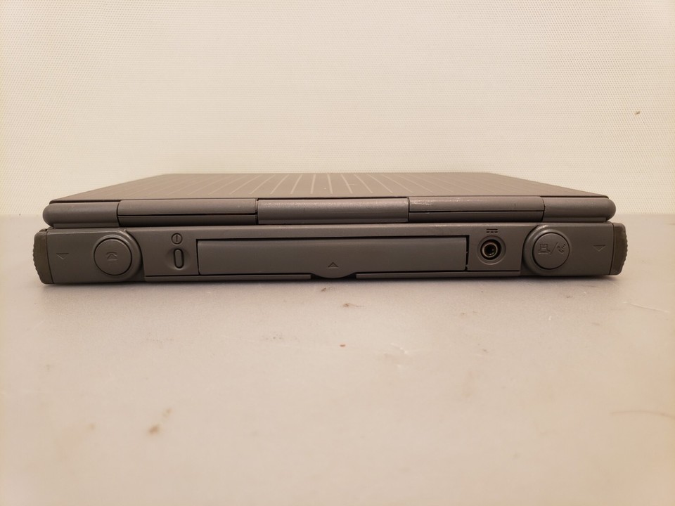 Vintage Apple Macintosh PowerBook Duo 210 M7777 Laptop 4MB MAC OS 7.1 ...