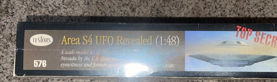 Testors 578X 1:48 Area 51 UFO Grey Alien Figure Model Kit 75611057637| eBay