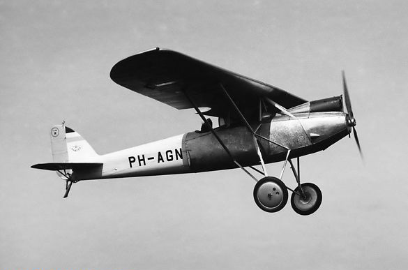 Pander Multipro Two/Three Seats Monoplane Sports Aircraft Wood Model ...