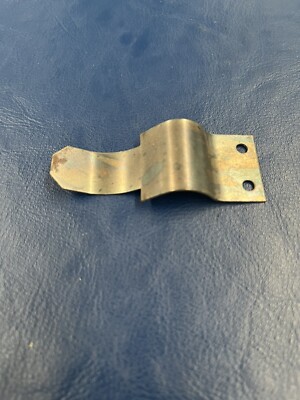 Ford Nos V8 Clutch Fork Spring Clip Toploader And 6 Cylinder Xw Xy Xa ...