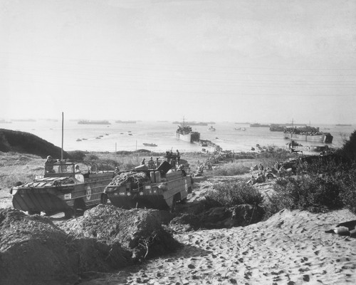 WWII US FIFTH ARMY BEACHHEAD AT ANZIO TANKS 1944 Enhanced Photographic ...