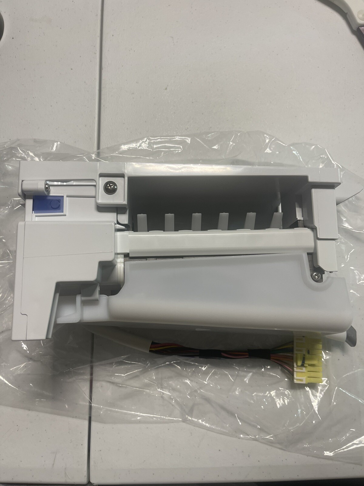 Samsung DA97-13718C Refrigerator Ice Maker Assembly for sale online | eBay