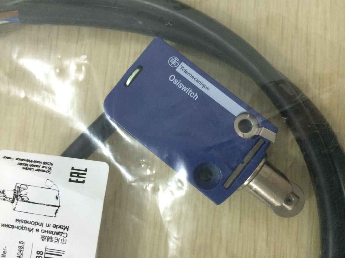 1 pcs XCMD2115L1 Travel Limit Switch | eBay