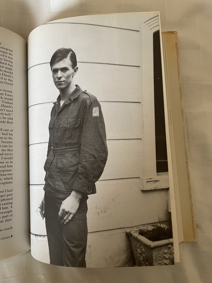 Kenneth Pitt - David Bowie The Pitt Report 1983 Signed First Edition ...