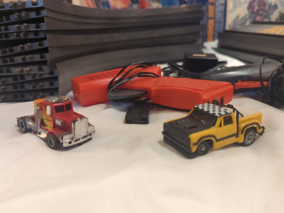 Vtg Ideal TCR Total Control Racing Rigs Jam Roadway Slotless Slot Car ...