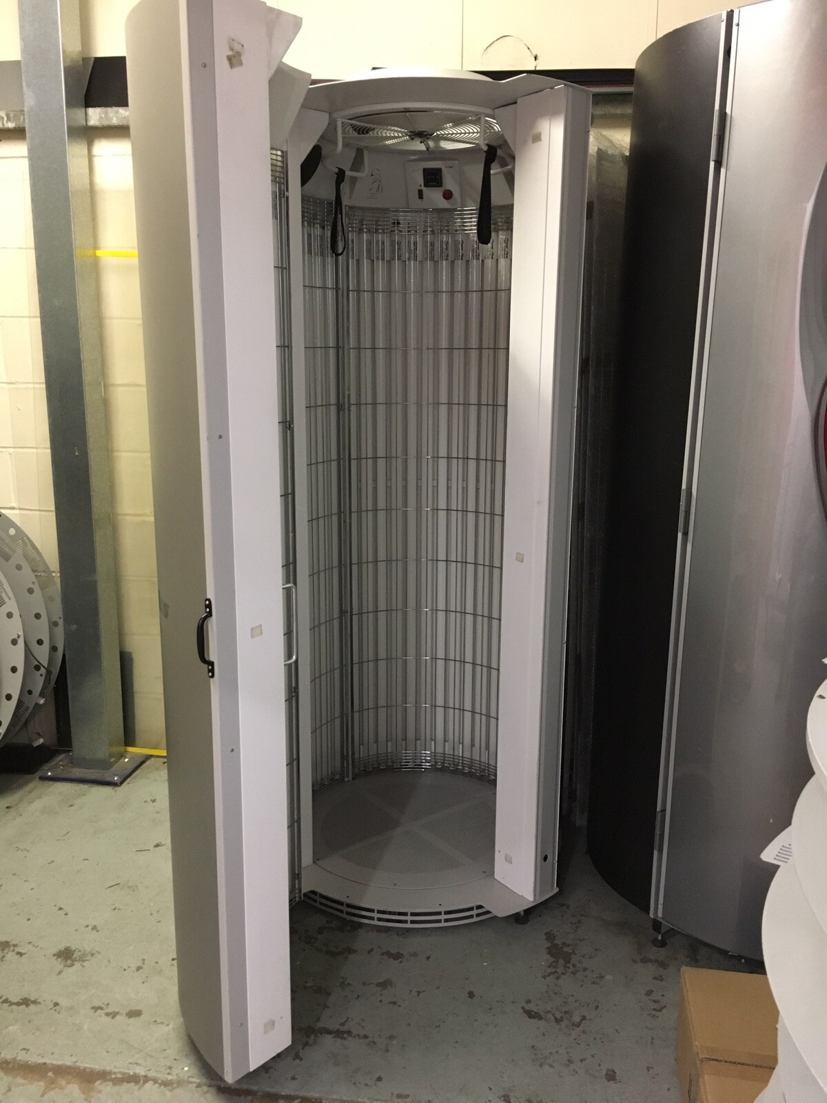 48 Tube High Power 160w/250 Tanshare Vertical Tanning Stand Up Home Use ...