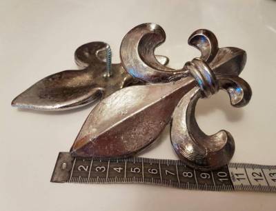 Large Lead Motif, Fleur-de-lis, leadworking, lead dormer, lead flashing ...