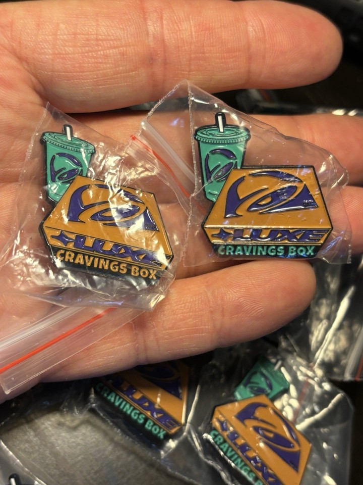 Taco Bell Hat Pin Luxe Cravings Box Baja Blast Mountain Dew Deluxe 10 ...