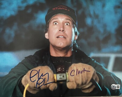 Chevy Chase Signed Autographed 11x14 Photo Beckett BAS Christmas ...